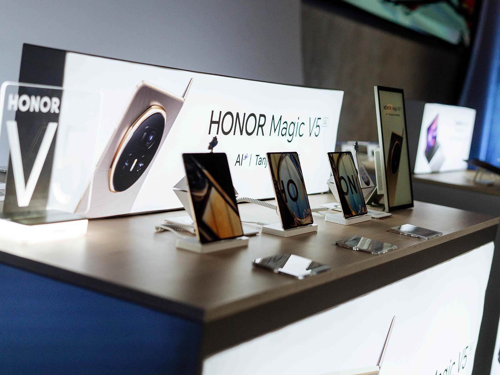 Novi HONOR Magic V5 uređaj je stigao u Srbiju | Smartlife